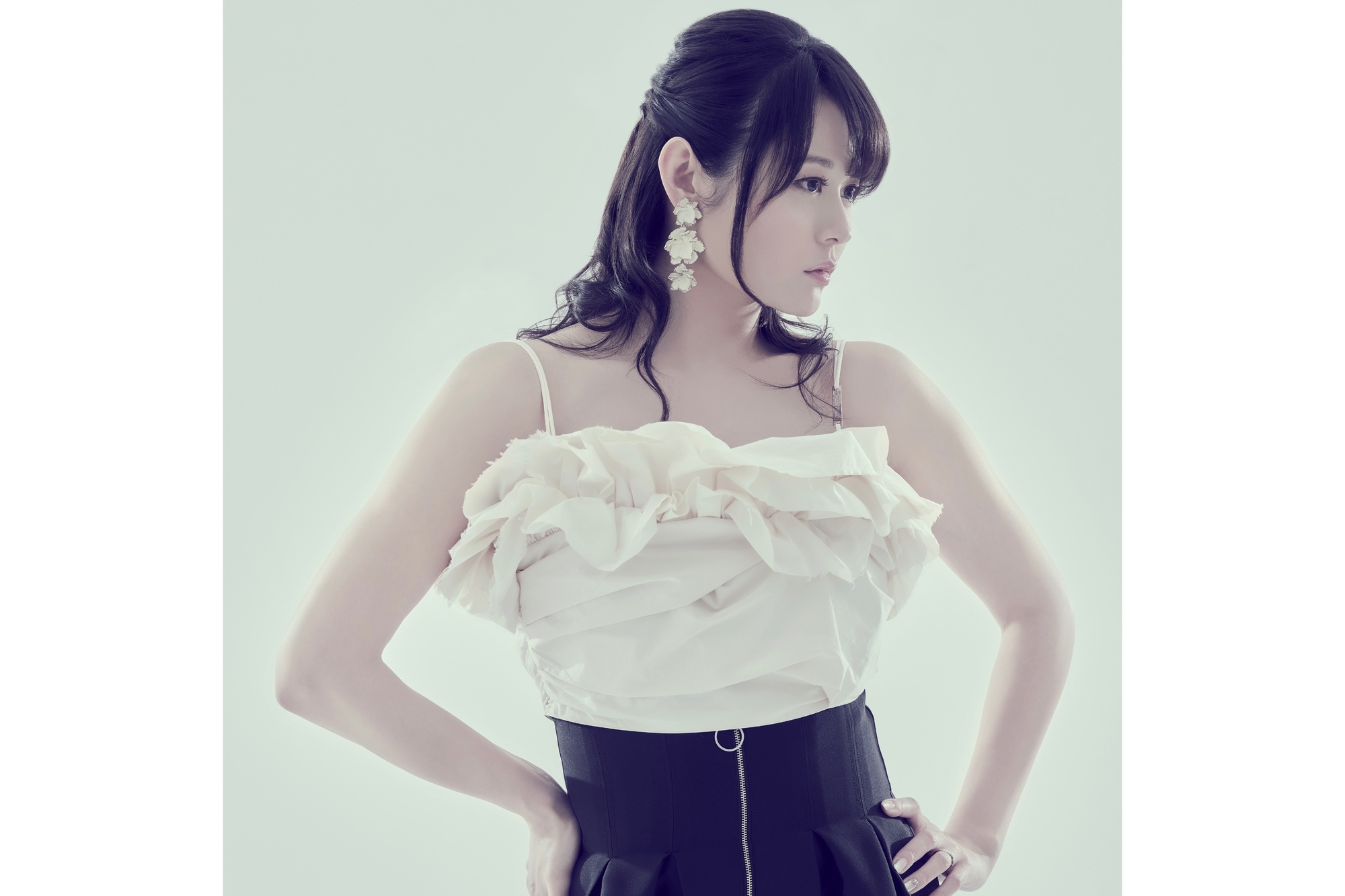 織田かおり ソロデビュー20周年を見据え挑戦をし続ける唯一無二のヴォーカリスト | muevo voice