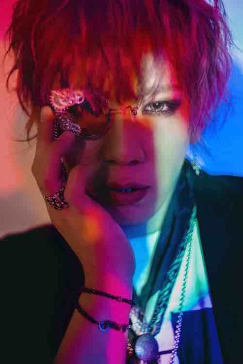 CHIYU 圧倒的なポップセンスを聴かせるジャンルレスなメロディーメーカー | muevo voice